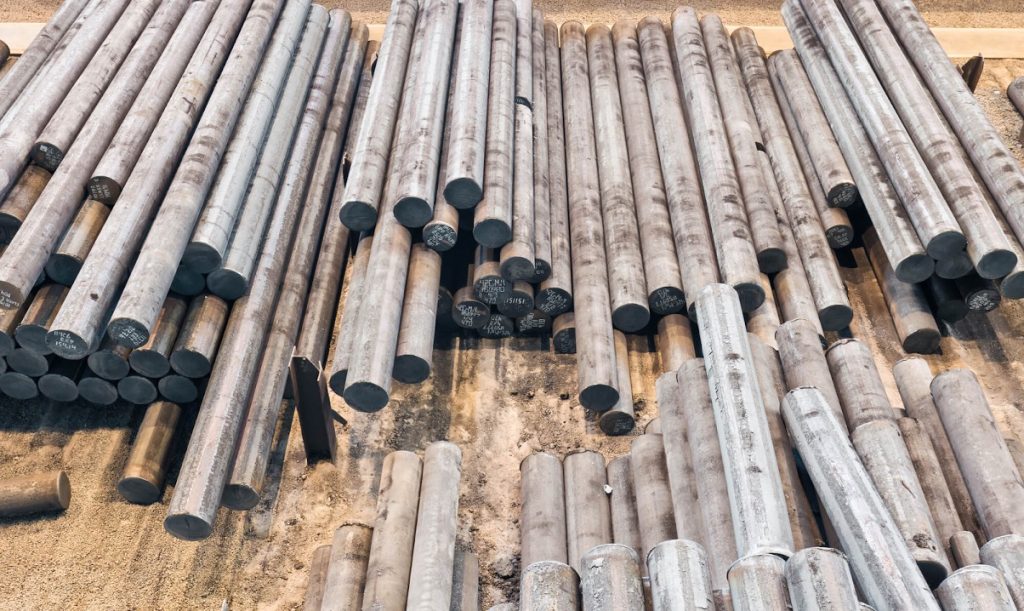 What precisely is an iron ingot? The manufacturing of iron ingots